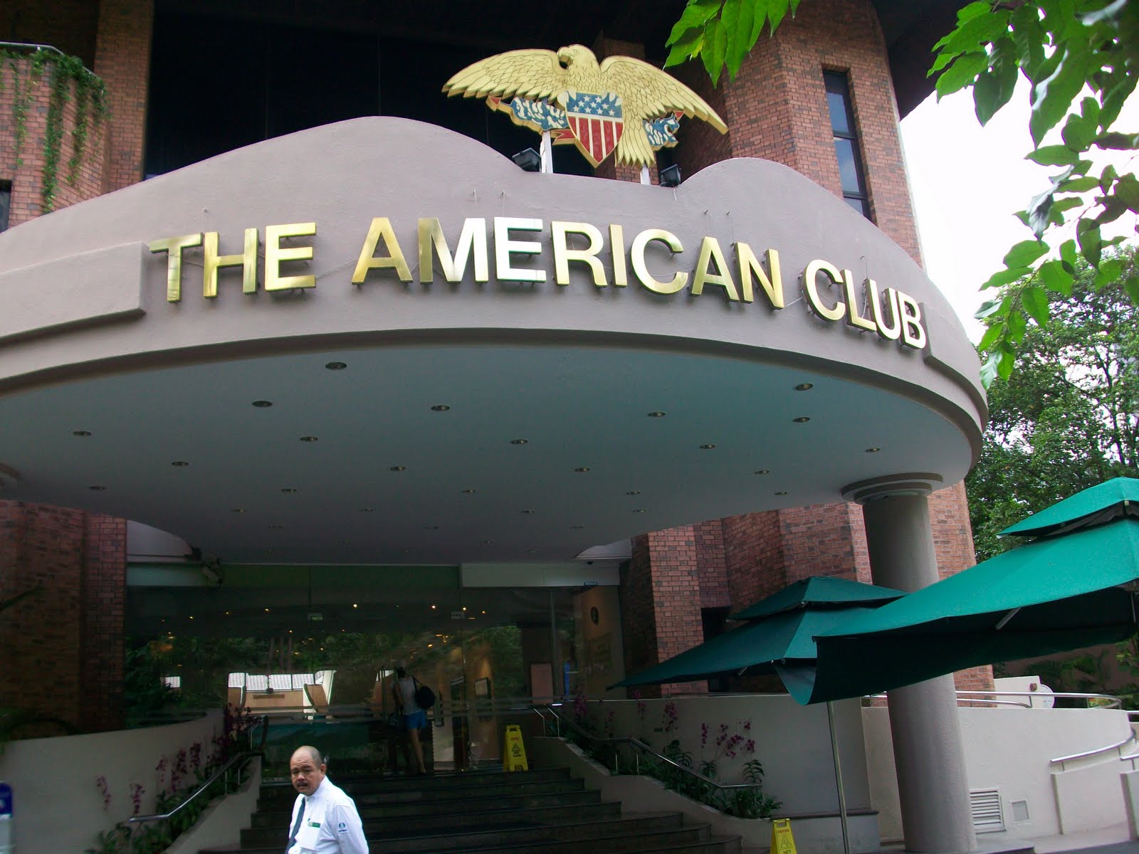 Asian Adventures: Day 3 in Singapore: The American Club, Arab Street ...